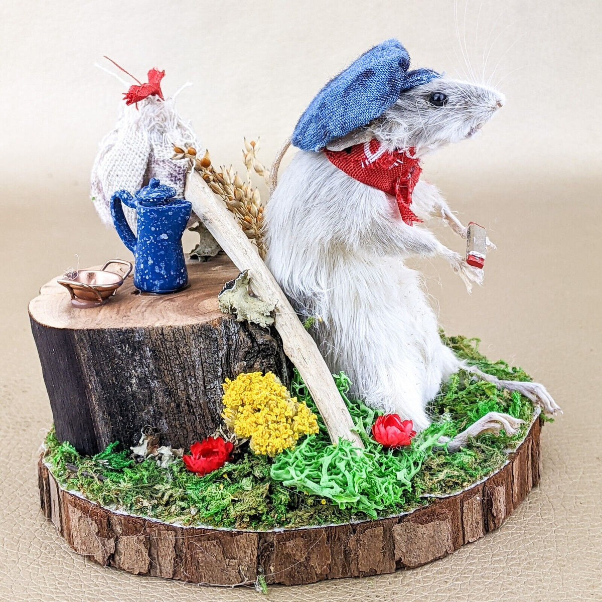 Harold the Hobo Mouse – Scenic City Oddities